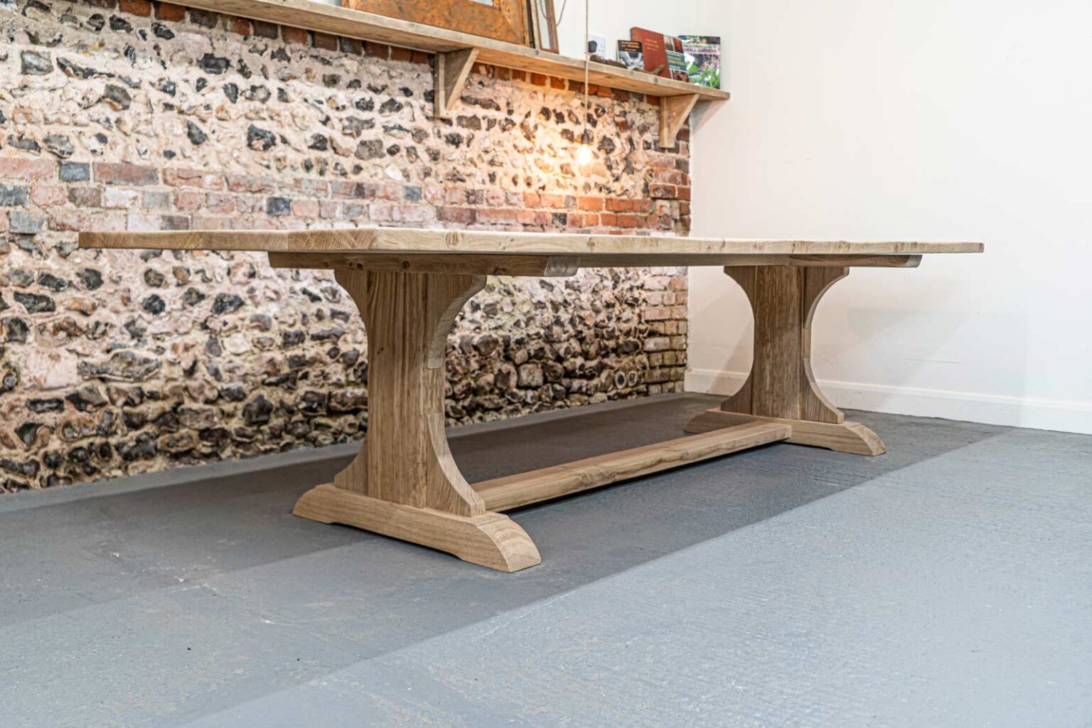 Handmade Oak Tables - The Oak & Pine Barn, Winchester